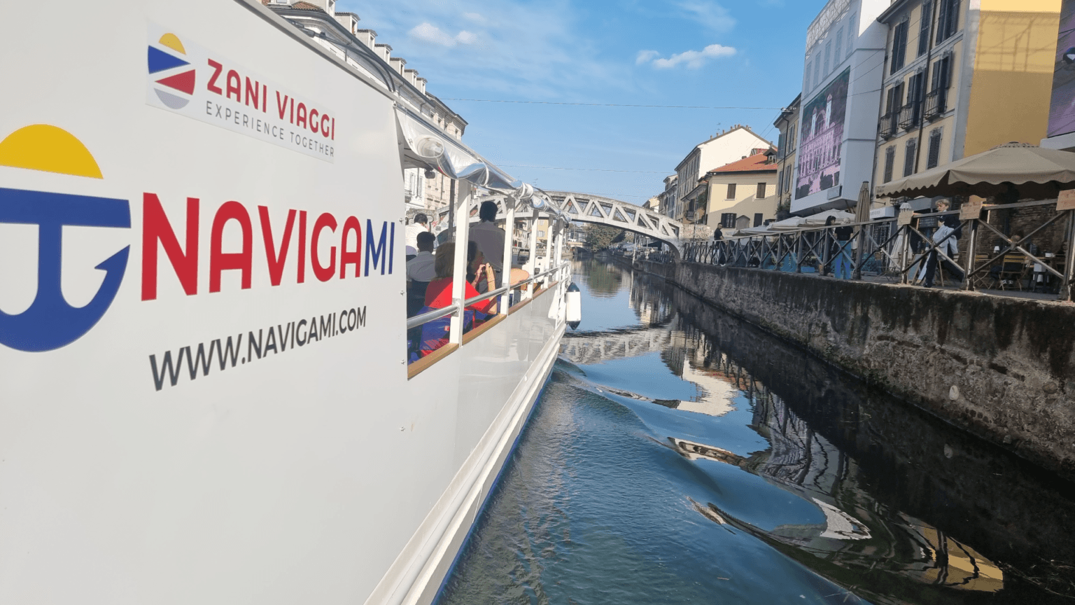 Boat tour on the on the Navigli canals in Milan - Zaniviaggi